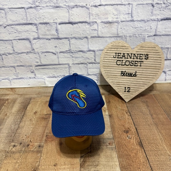 Oc Sports | Accessories | San Antonio Missions Flying Chanclas Dry Fit ...
